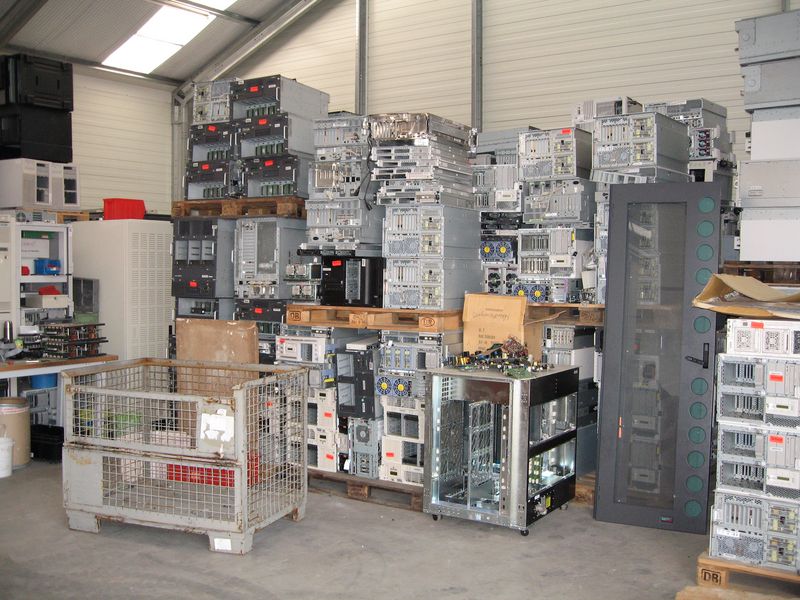 Recycling von Computern, Laptops, Survern und Grossrechnern | ESG