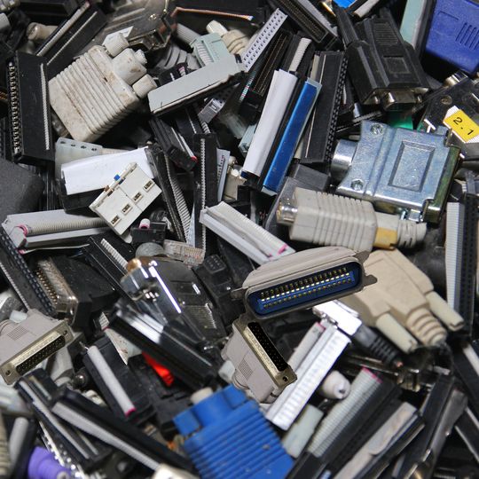 Beispielbilder-Computerstecker | ESG